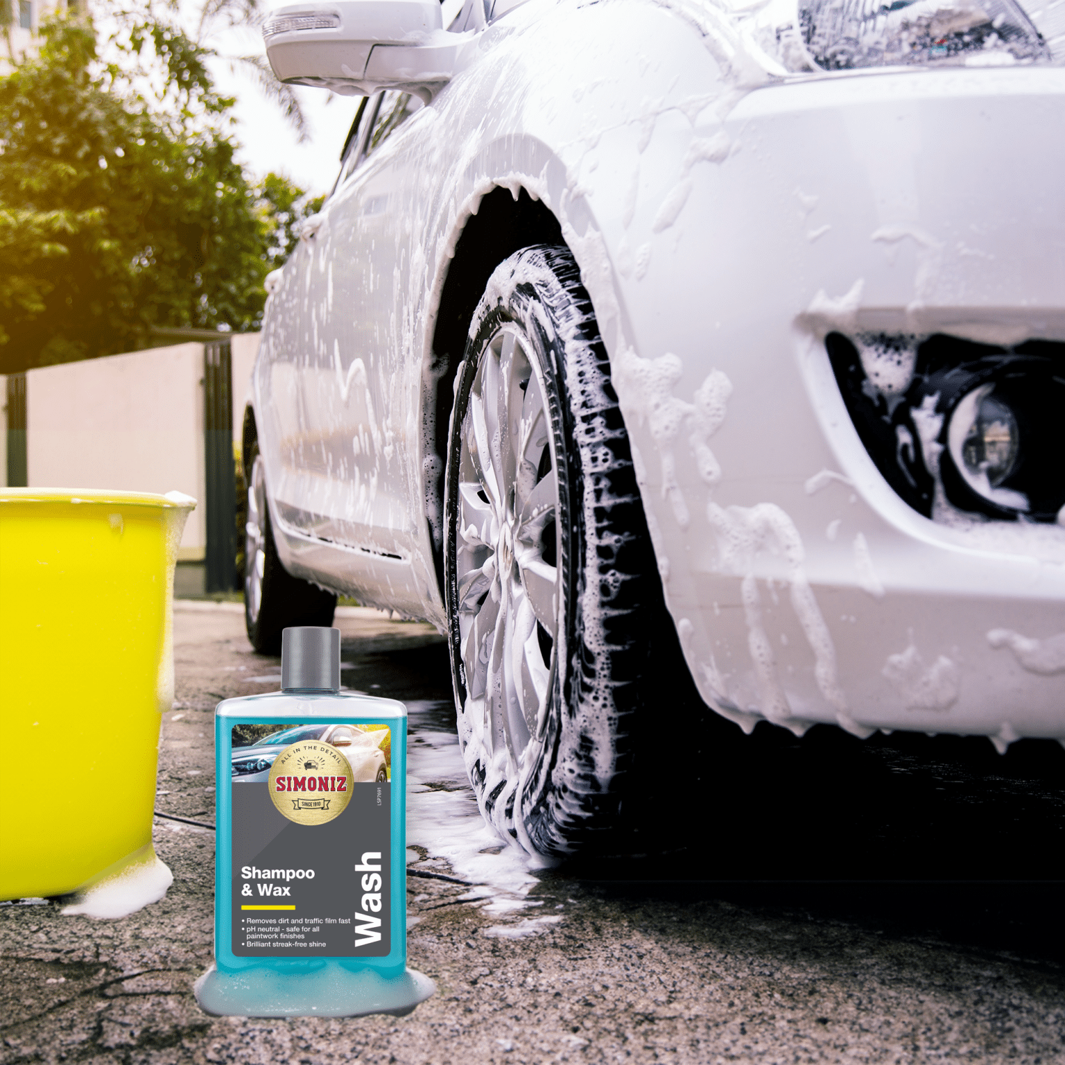 Car Shampoo and Wax Streak Free | Simoniz