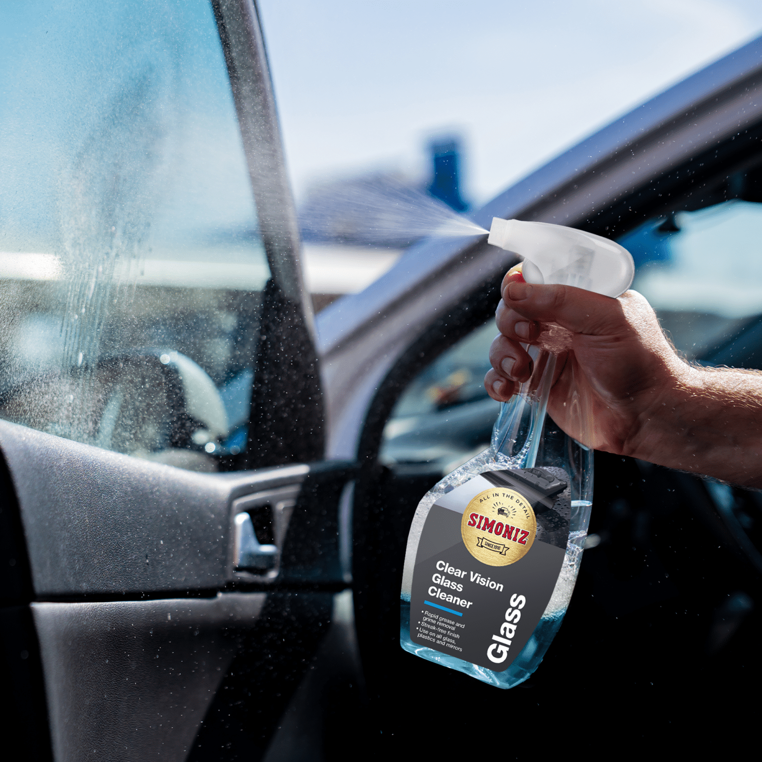 Clear Vision Glass Cleaner | Simoniz