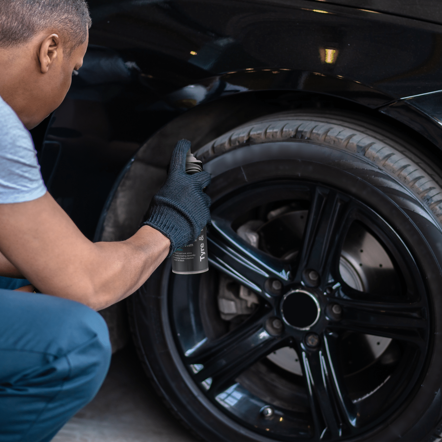 Back to Black Tyre & Trim | Simoniz