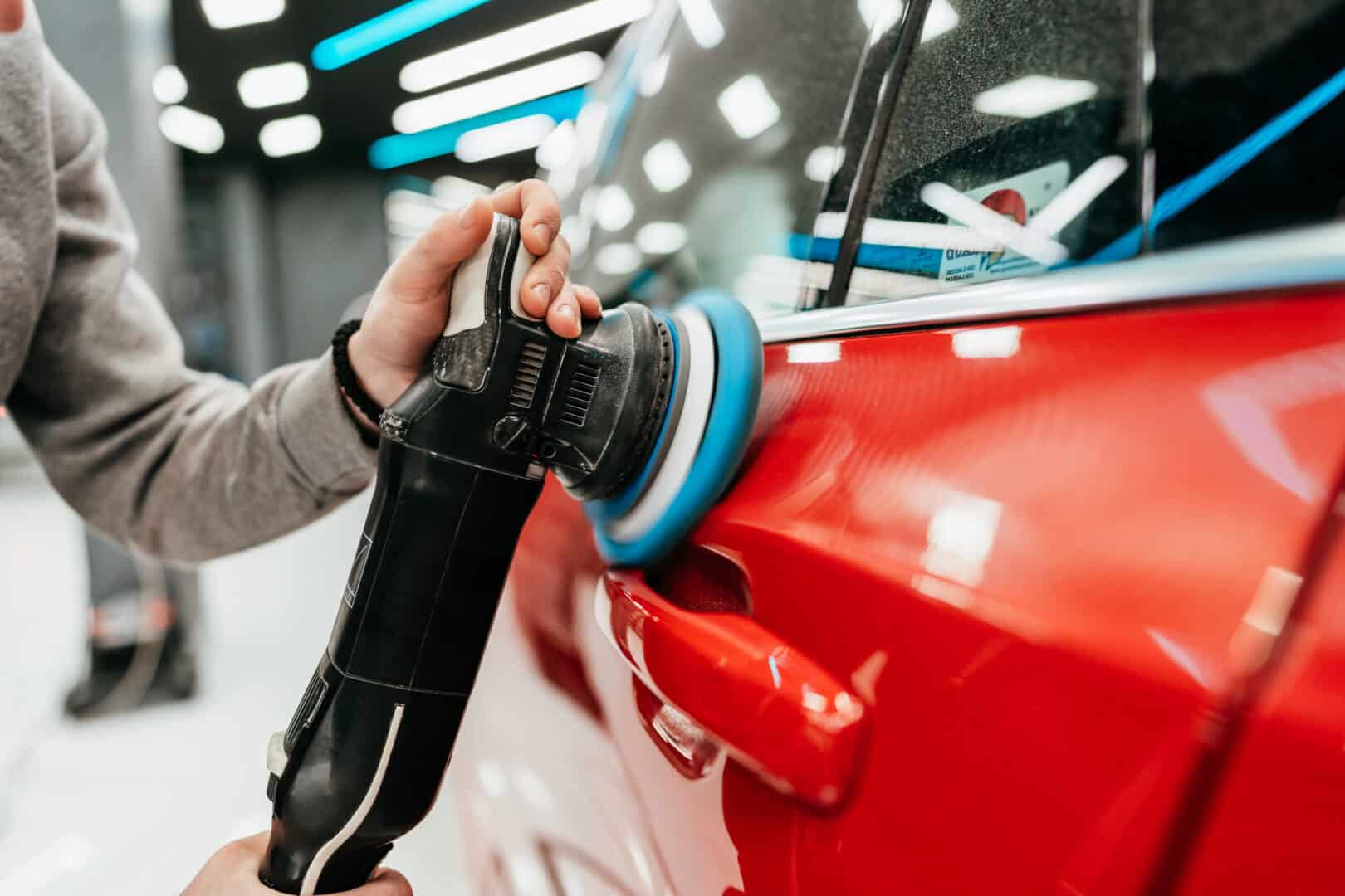 What is the Difference Between Car Valeting and Car Detailing? - Simoniz